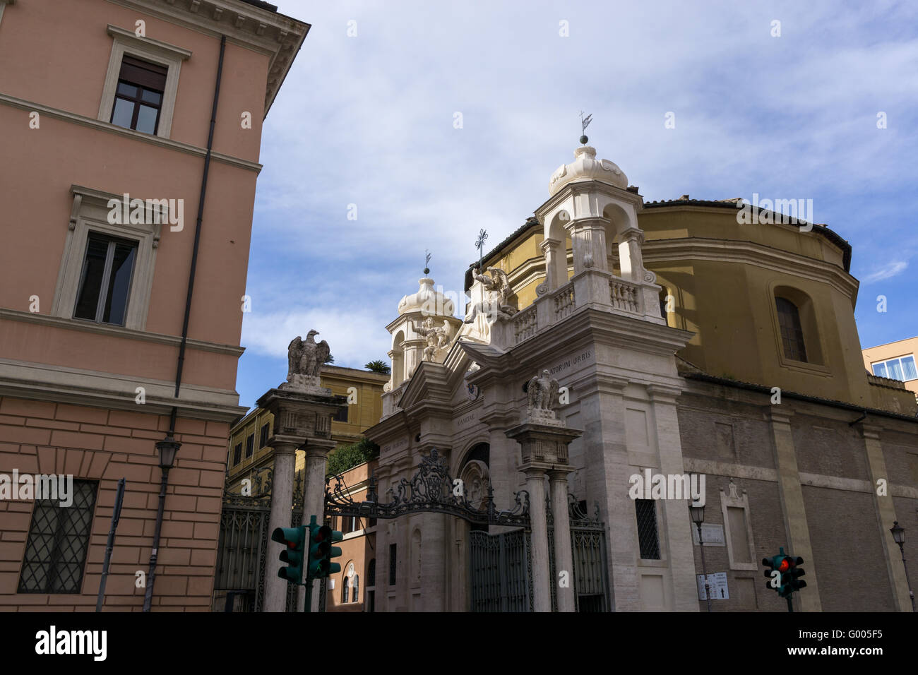 Vatican city gate hi-res stock photography and images - Alamy