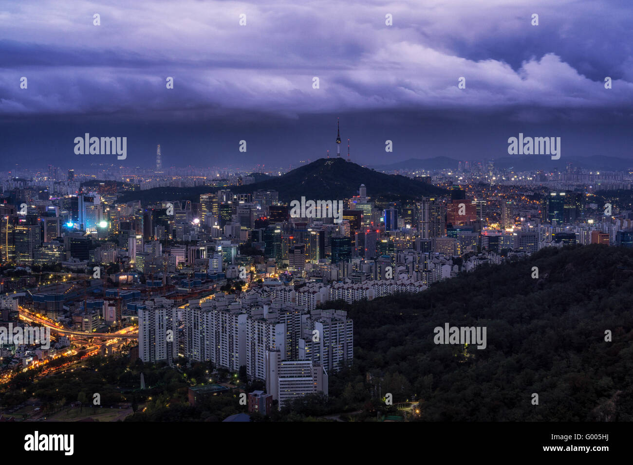 Sunset over Seoul Stock Photo - Alamy