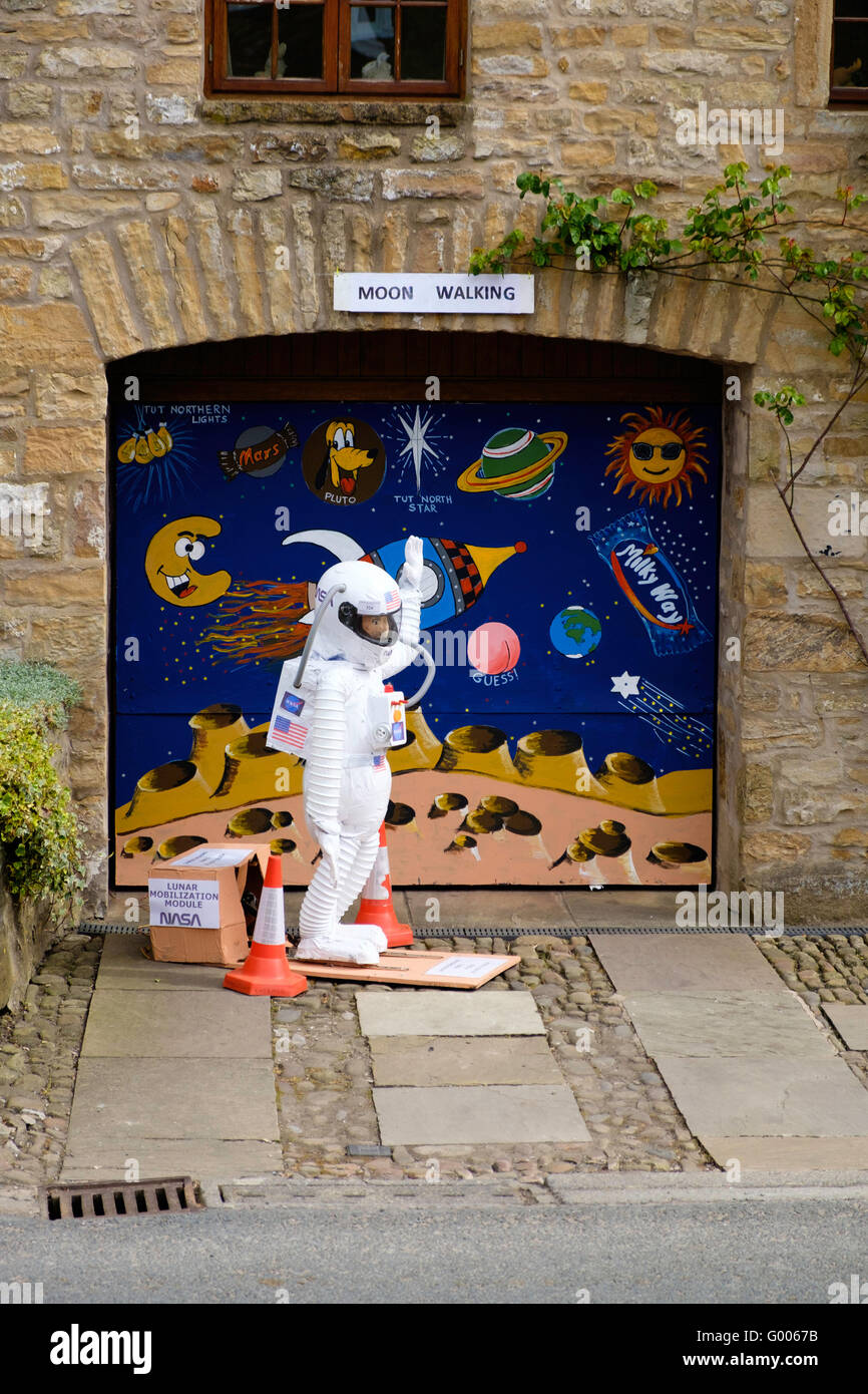 Wray Scarecrow Festival Stock Photo - Alamy