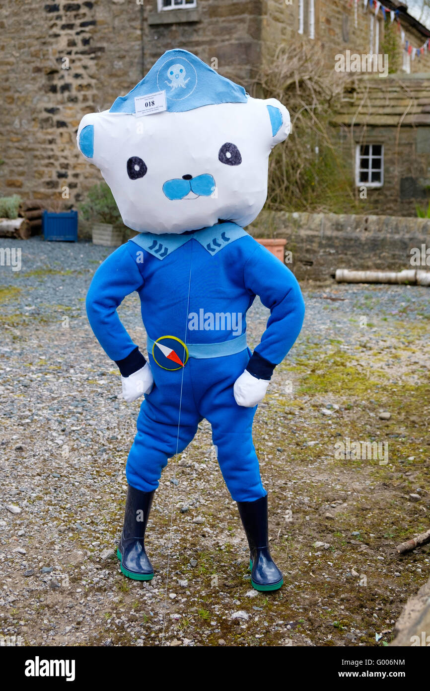 Wray Scarecrow Festival Stock Photo - Alamy