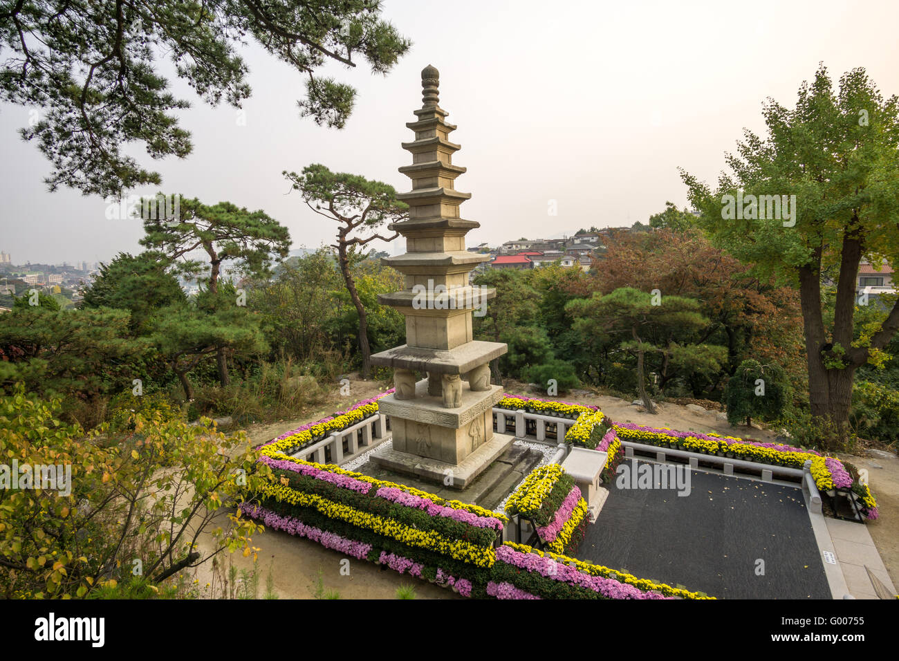 Gilsangsa temple seoul hi-res stock photography and images - Alamy