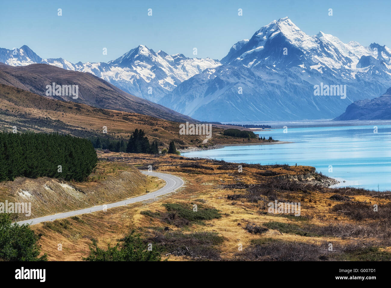Mount cook road hi-res stock photography and images - Alamy