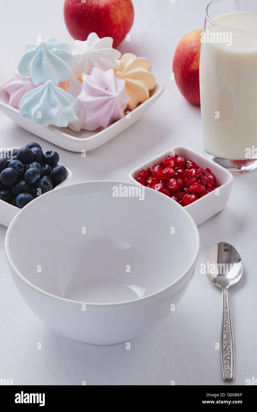 empty bowl on breakfast table Stock Photo - Alamy