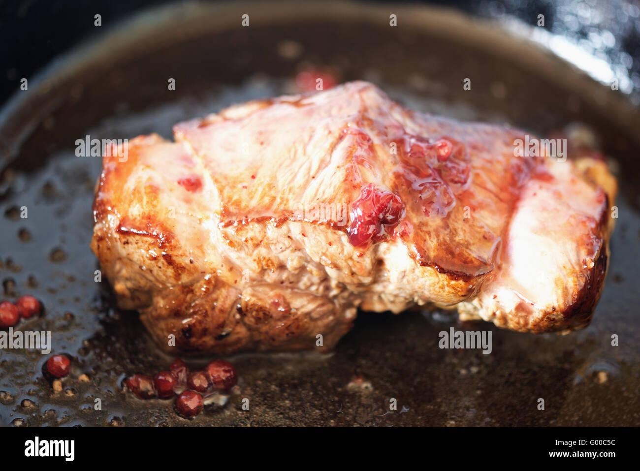 Frying meat oil hi-res stock photography and images - Alamy