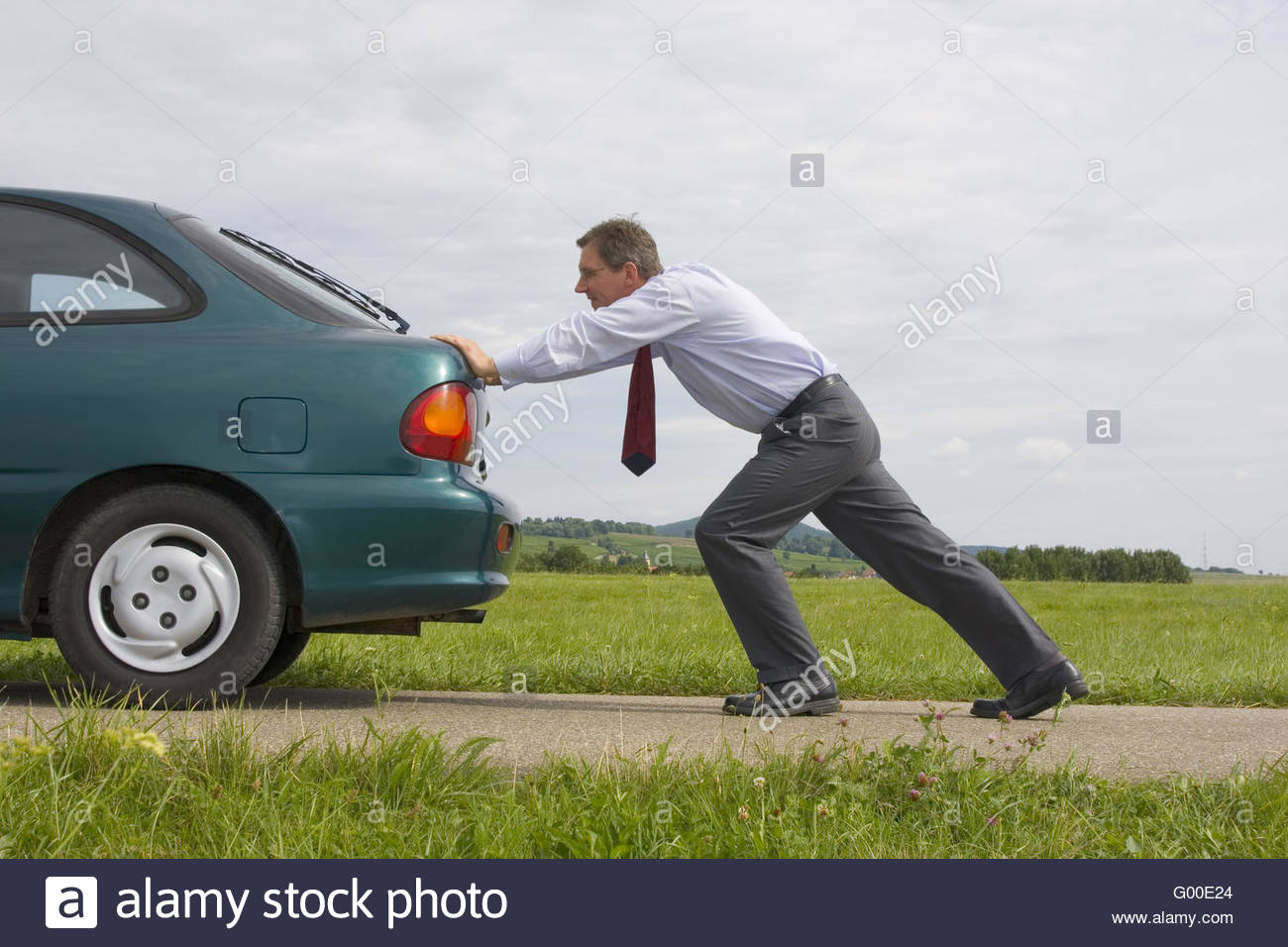 Pushing A Car High Resolution Stock Photography and Images - Alamy