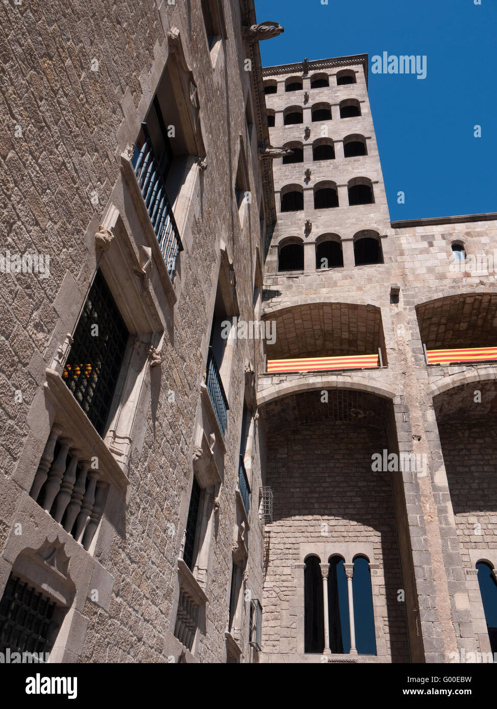 Plaça del Rei (King's square), Barcelona, Spain Stock Photo - Alamy