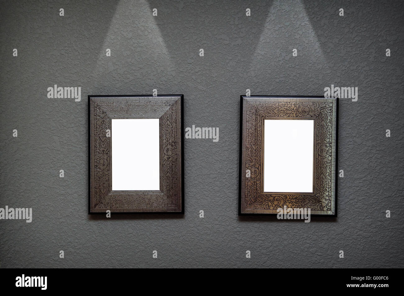 Two lighting hi-res stock photography and images - Alamy