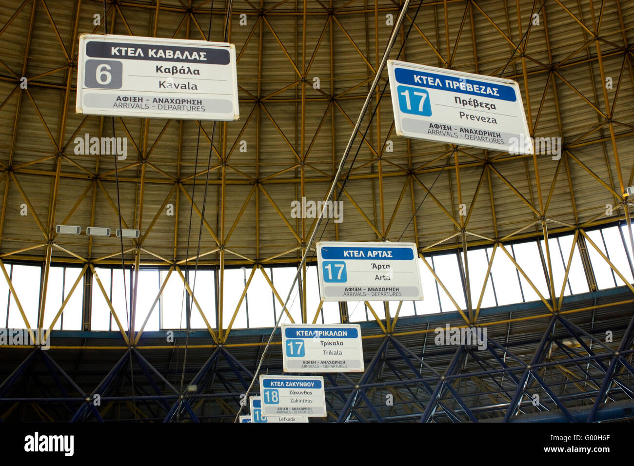 No6 bus service hi-res stock photography and images - Alamy