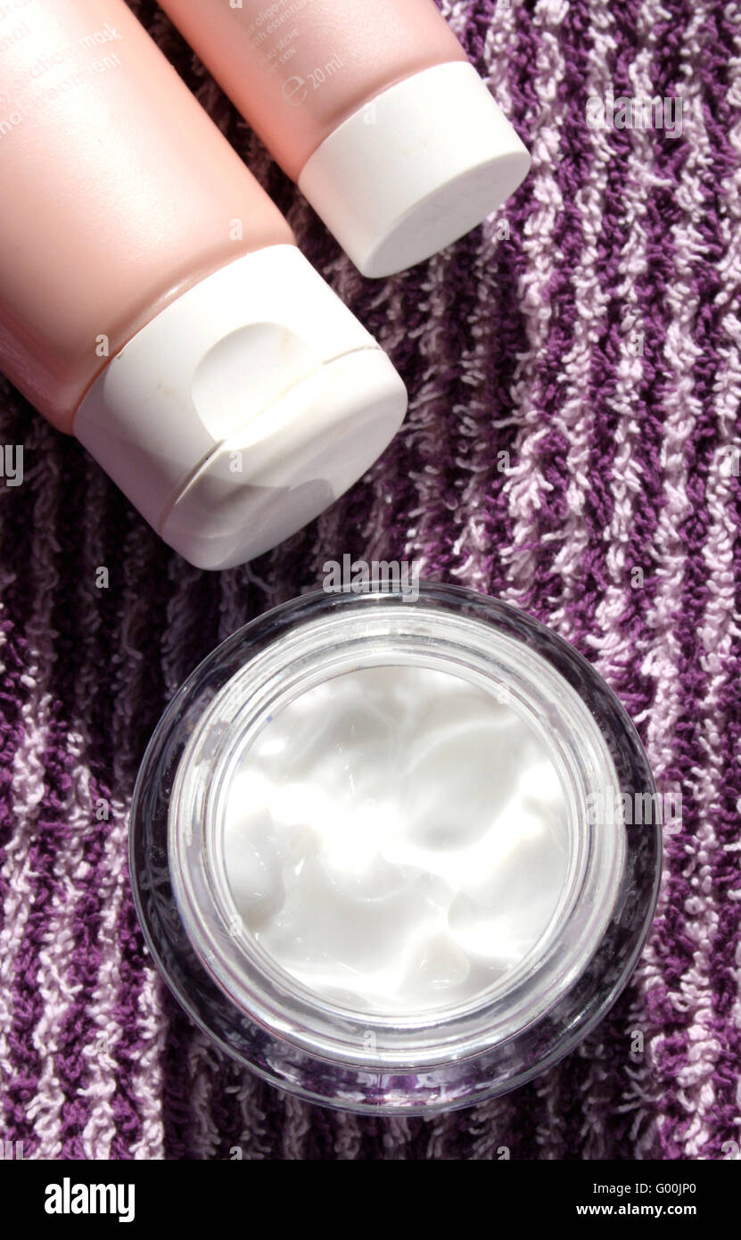 Pflege pflegeprodukte hi-res stock photography and images - Alamy