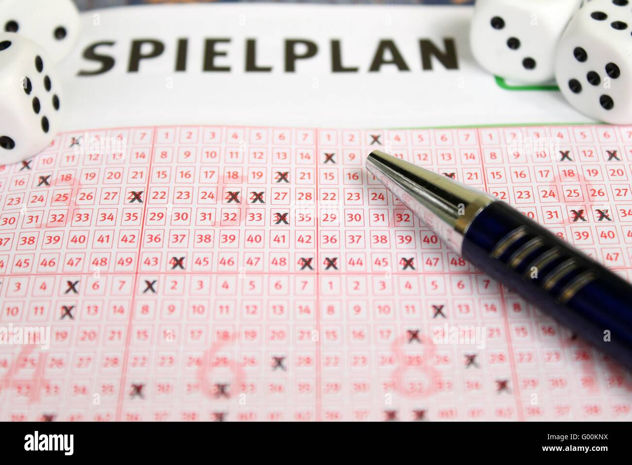 How to play and win hi-res stock photography and images - Alamy