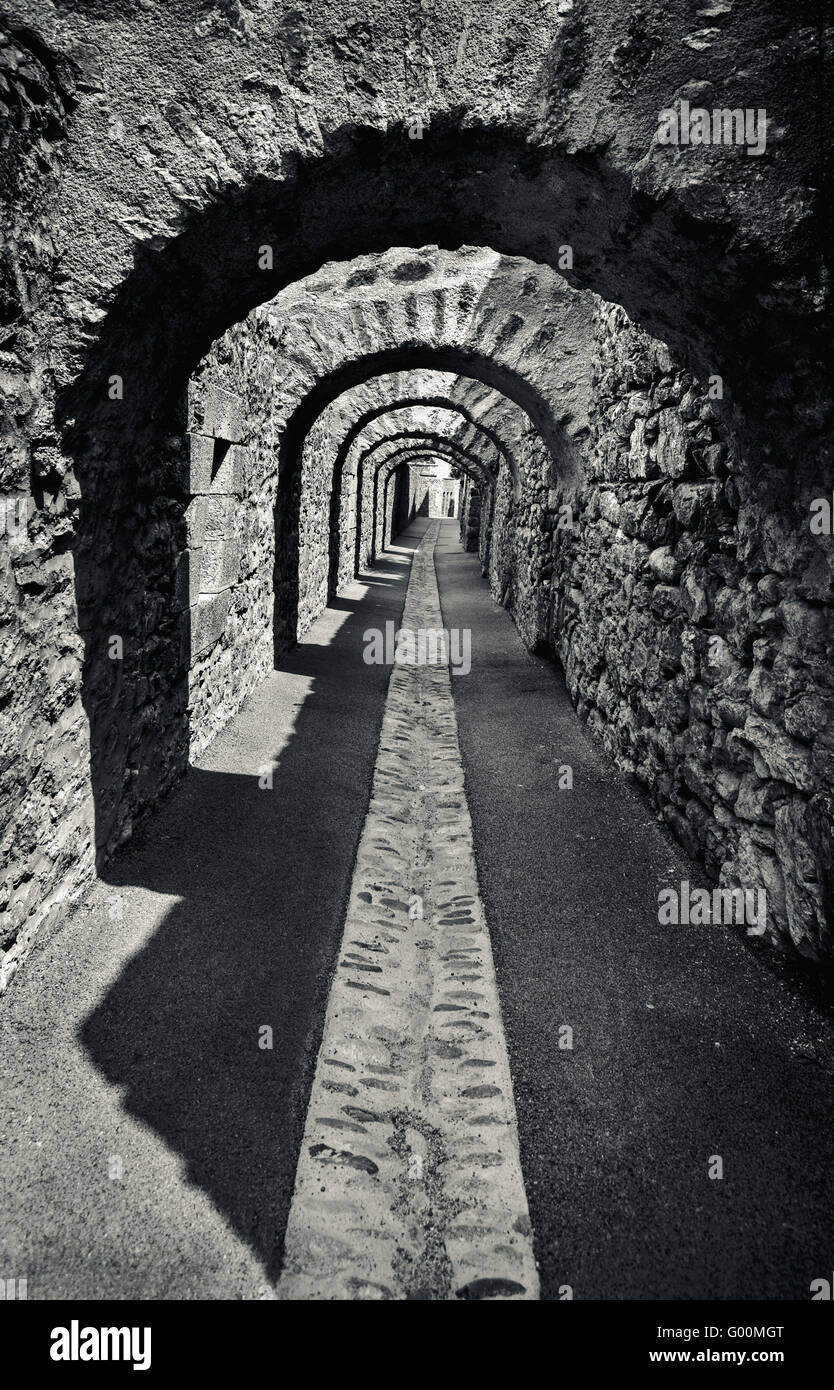 Arch arcade brick wall hi-res stock photography and images - Alamy
