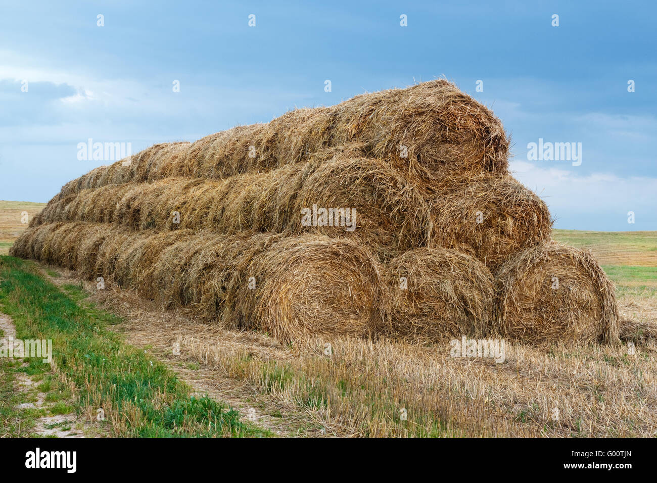 Bales of waste hi-res stock photography and images - Alamy