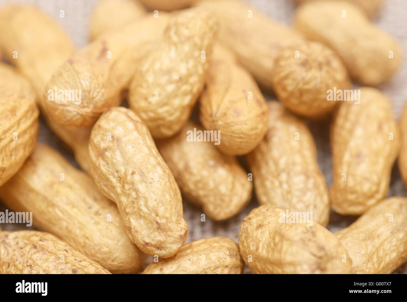 Empty peanuts hi-res stock photography and images - Alamy