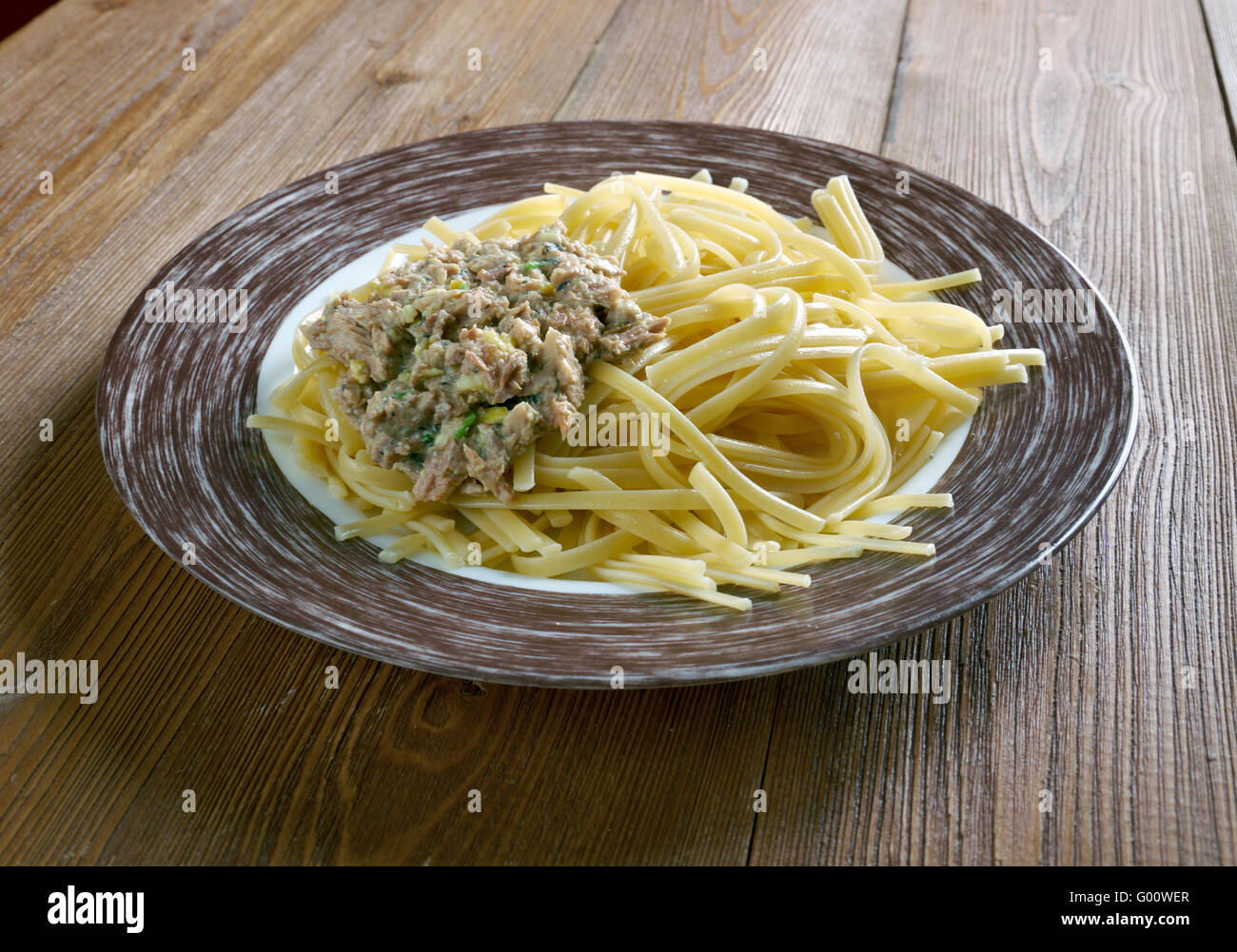 Bavette pasta with tuna sauce .italian cuisine Stock Photo - Alamy