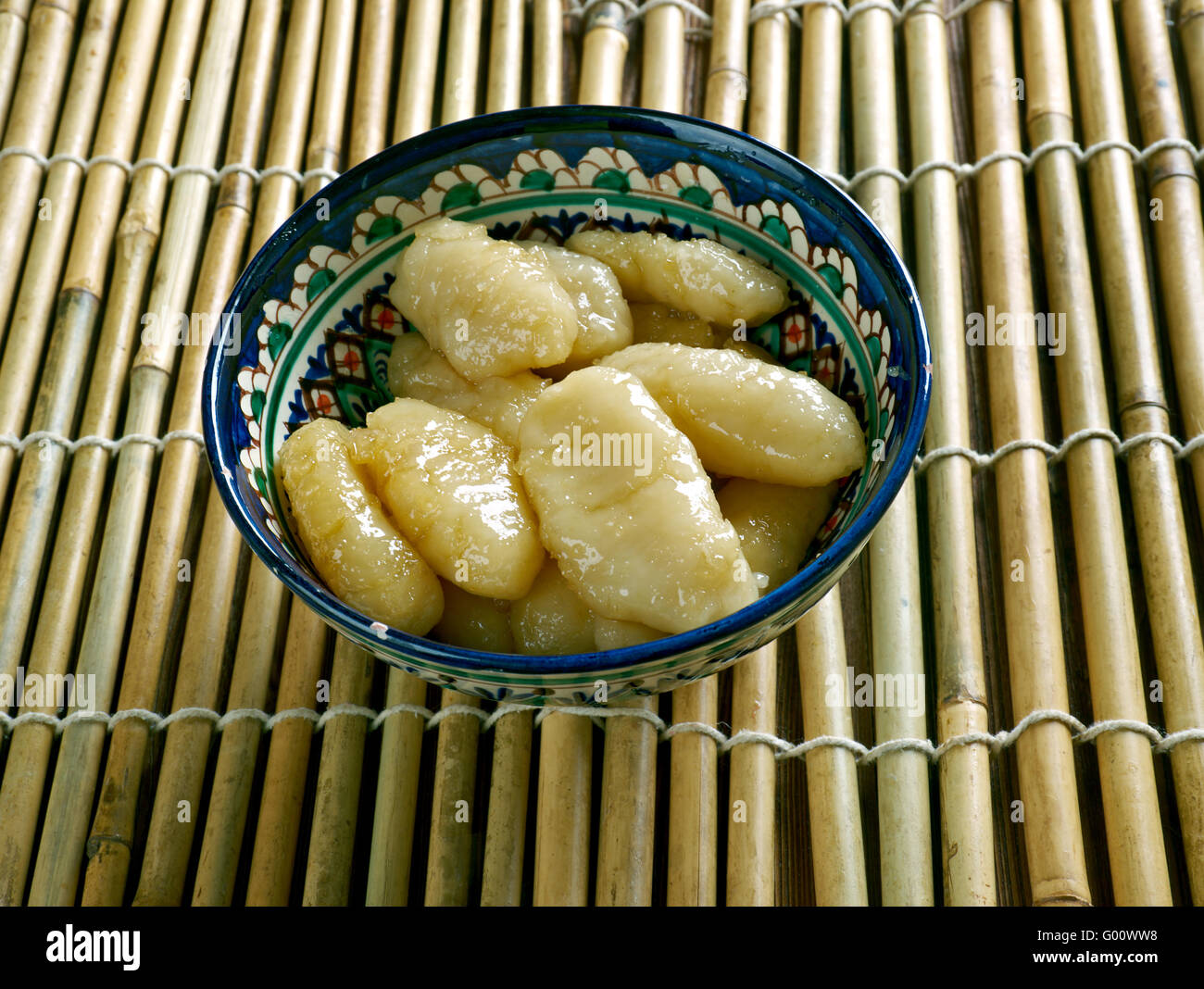 Indian shells hi-res stock photography and images - Alamy