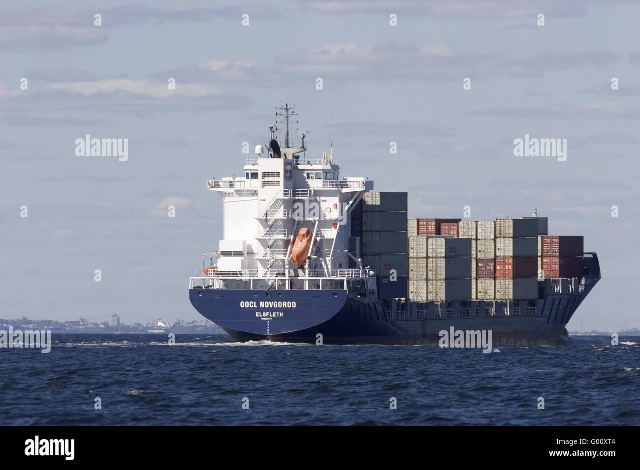 Container schiff hi-res stock photography and images - Alamy