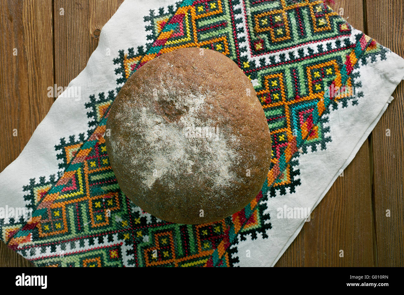 Russian traditional round bread - karavai Stock Photo - Alamy
