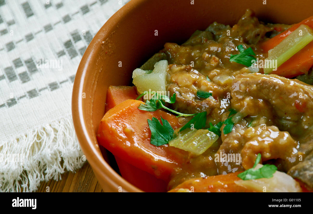 Ragout de queue de boeuf - Oxtail stew .French beef stew Stock Photo ...