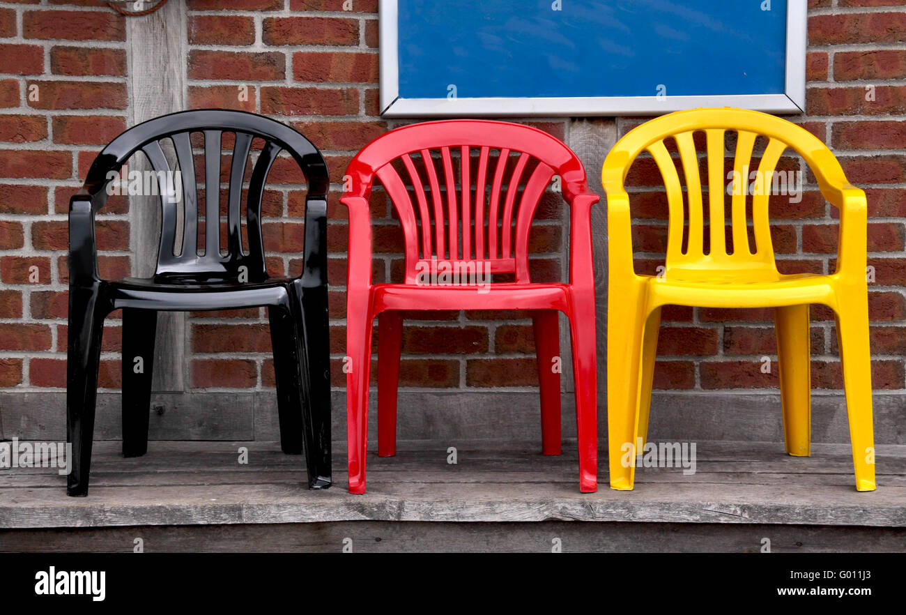 Stuhle rot hi-res stock photography and images - Alamy