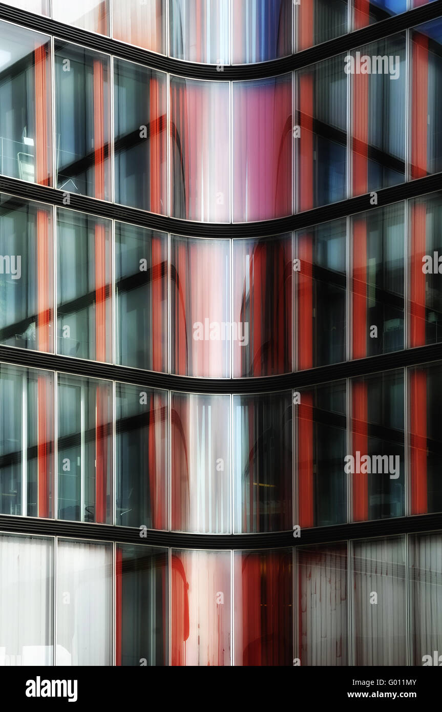 Windows fassade hi-res stock photography and images - Alamy