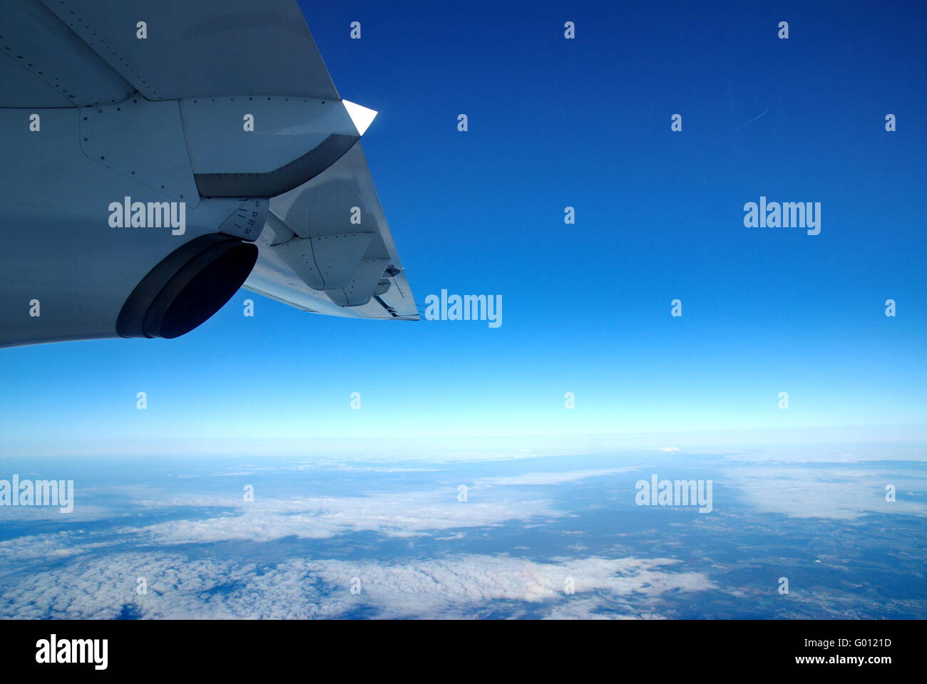 Aircraft in flight Stock Photo - Alamy