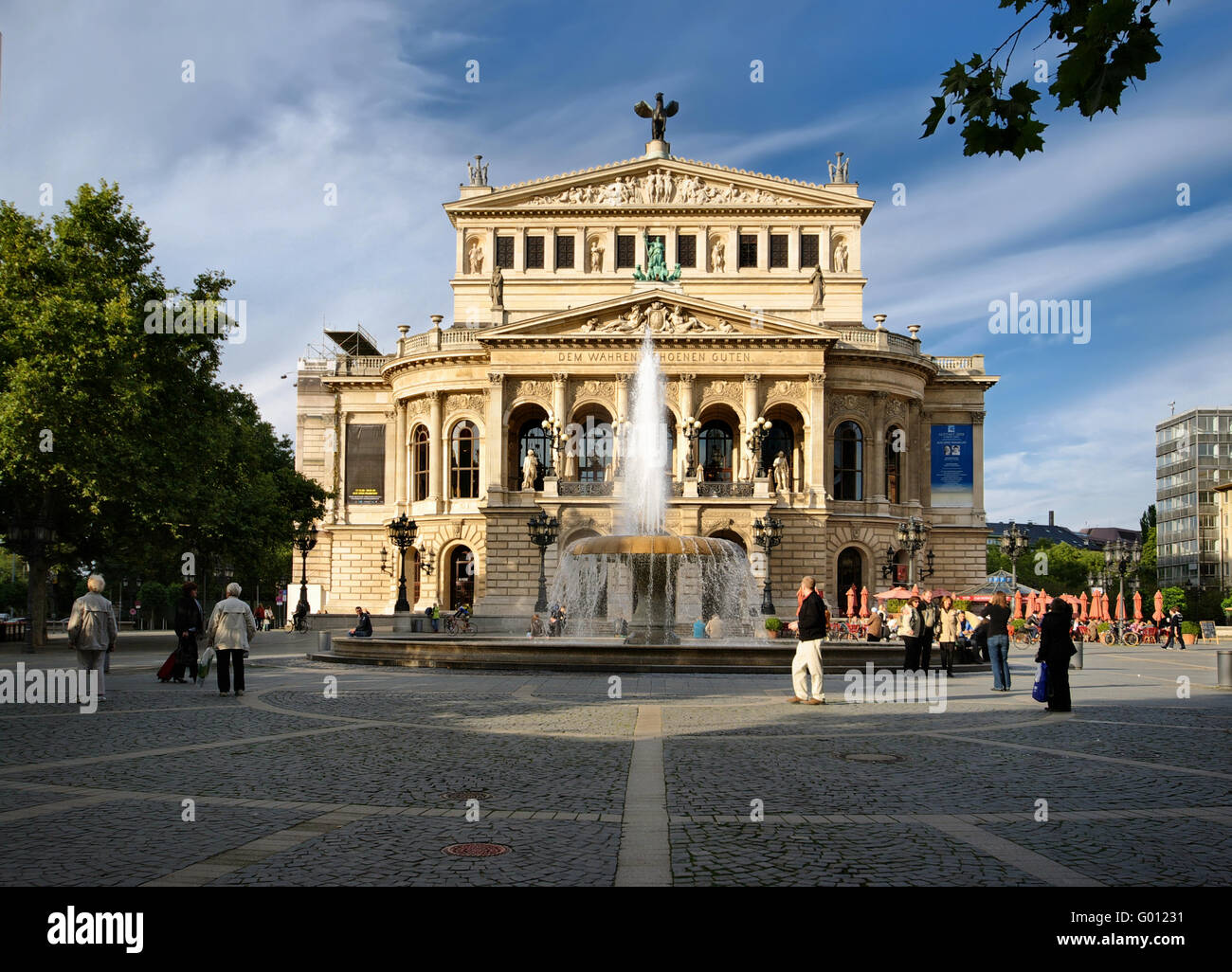Frankfurt old opera Stock Photo - Alamy