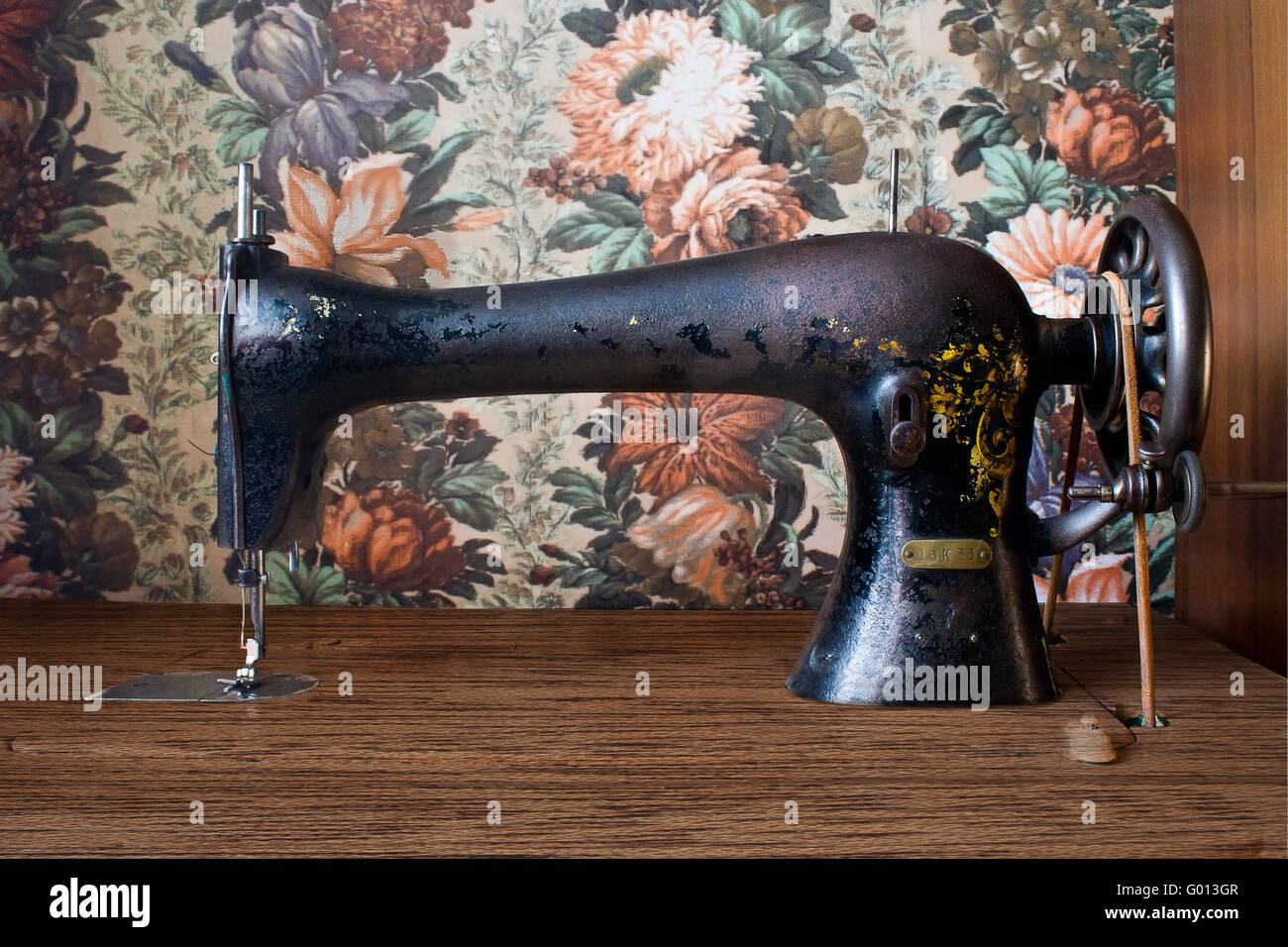 Old style machine hi-res stock photography and images - Alamy