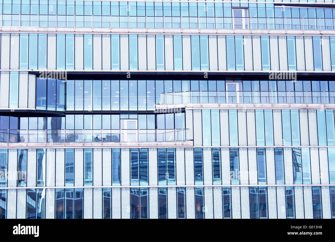 Office cells hi-res stock photography and images - Alamy