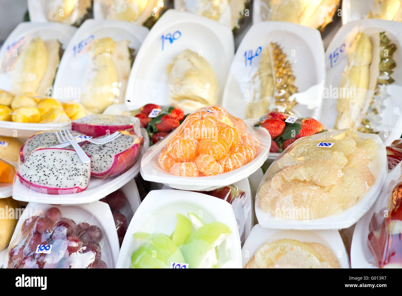 Packed fresh fruits hi-res stock photography and images - Alamy