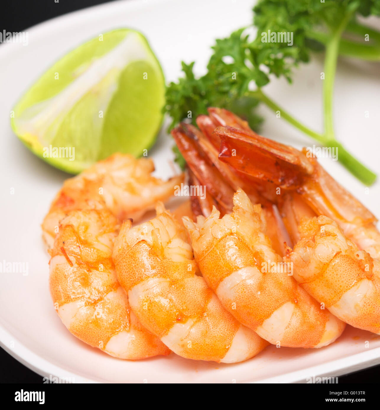 Shrimp on plate hi-res stock photography and images - Alamy