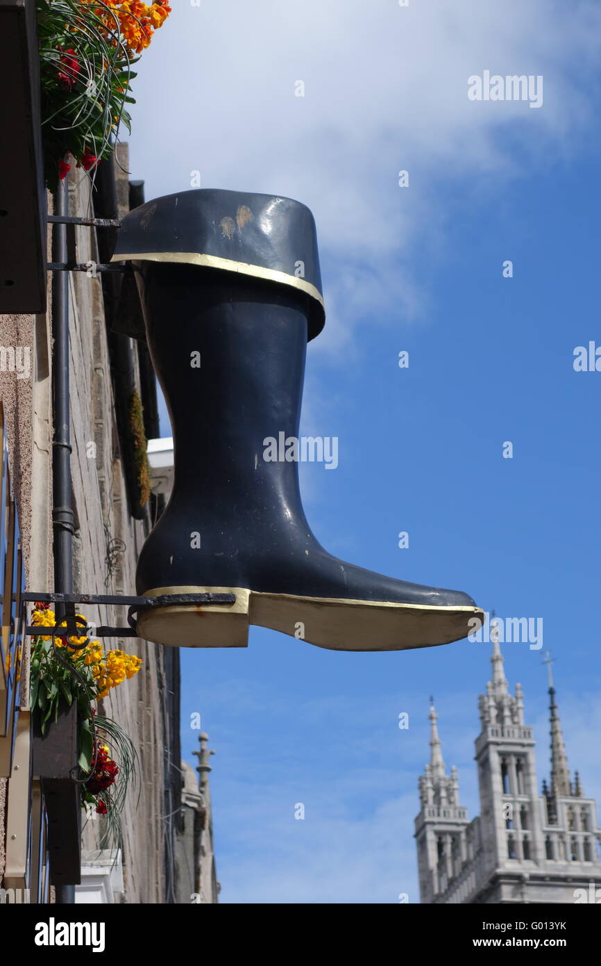 Bootmaker sign hi-res stock photography and images - Alamy