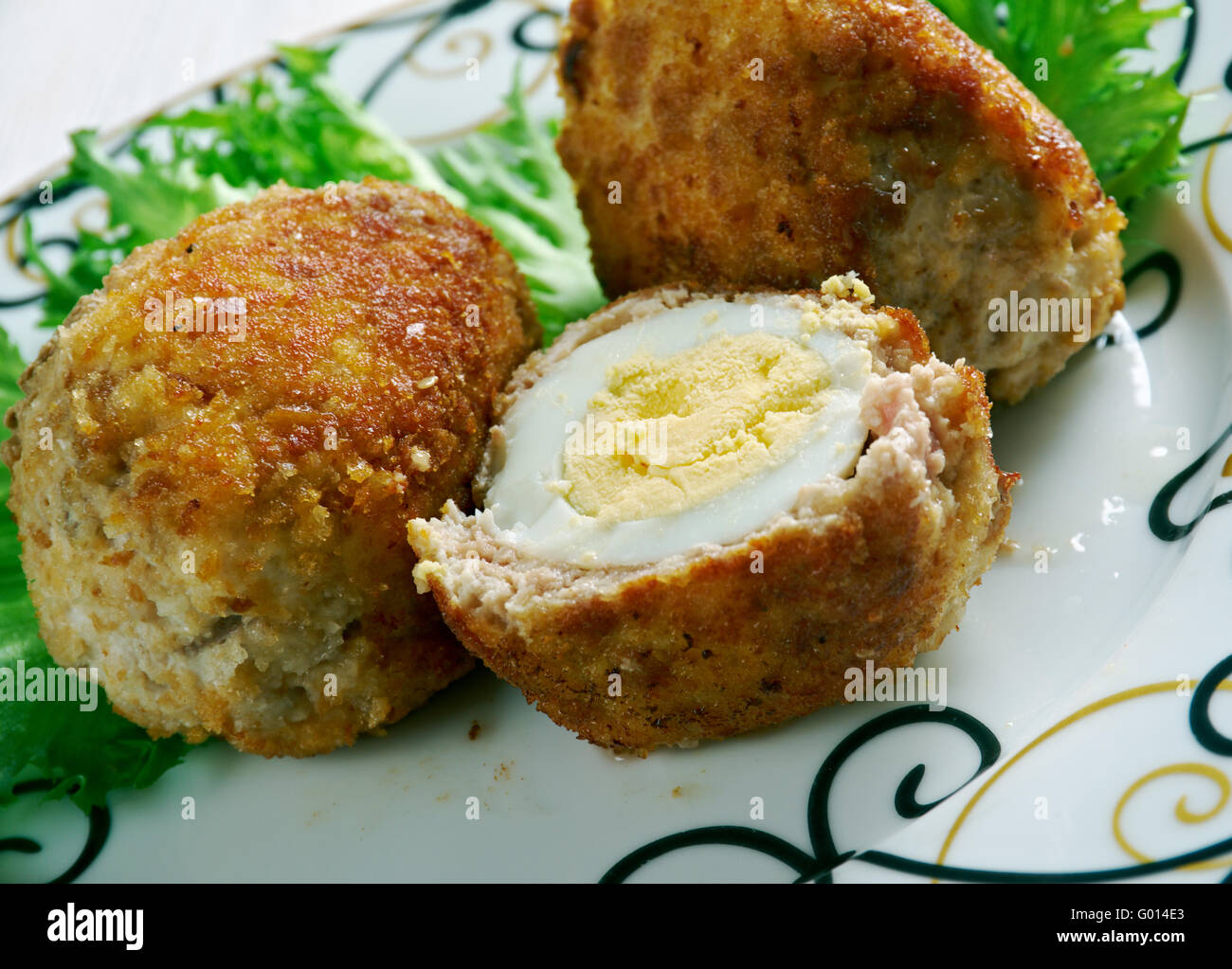 tuxum dulma Uzbek dish Stock Photo - Alamy