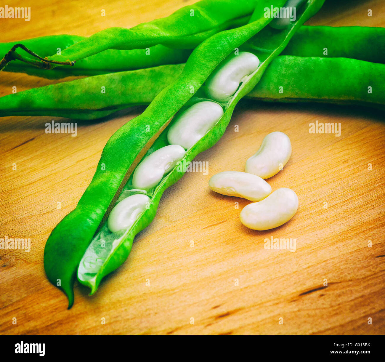 White beans, pod Stock Photo - Alamy