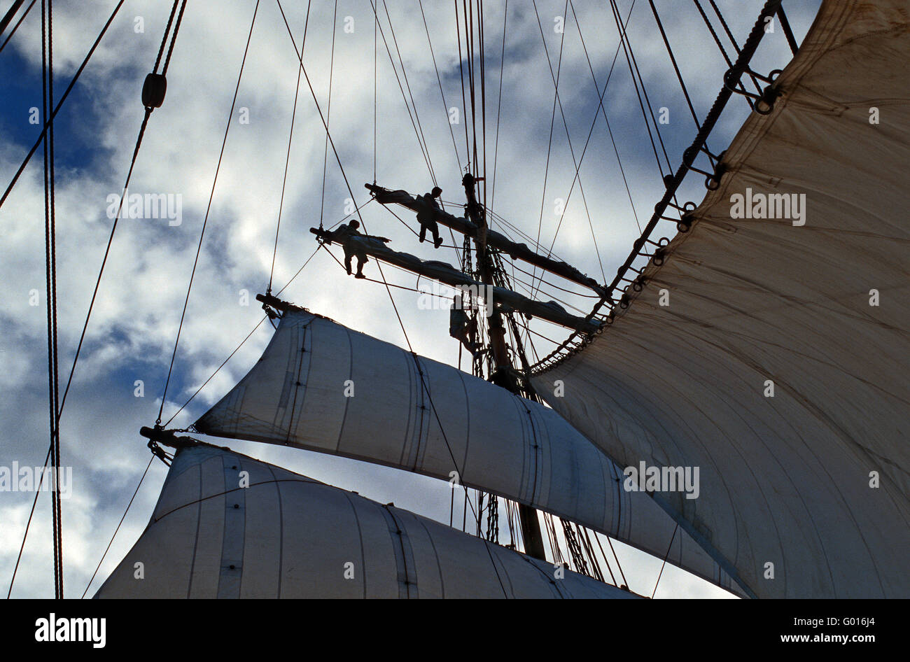 On the Rig of a Square-Rigger Stock Photo - Alamy