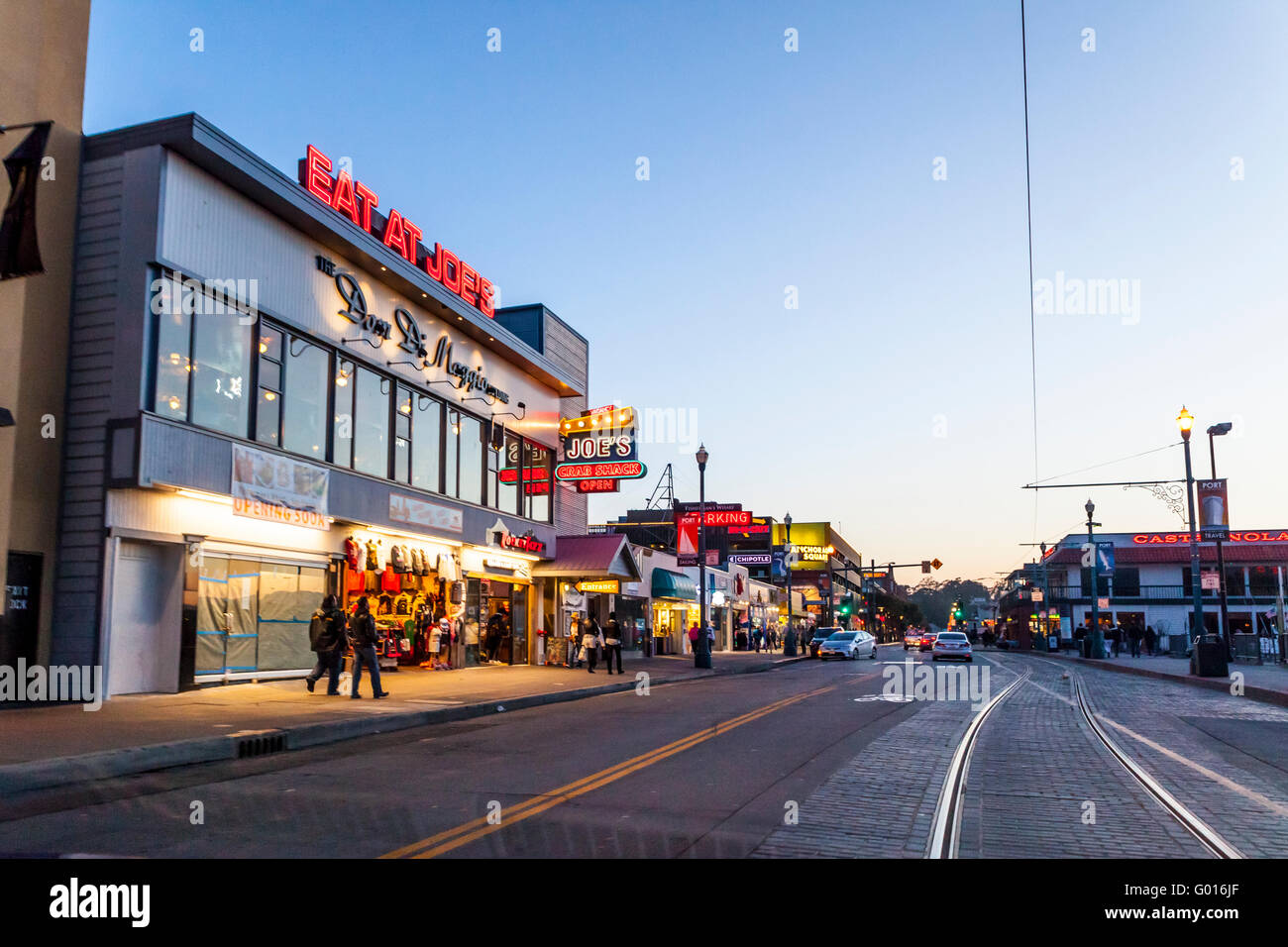 Tourist shops in the Fishermans Wharf area of San Francisco Stock Photo ...