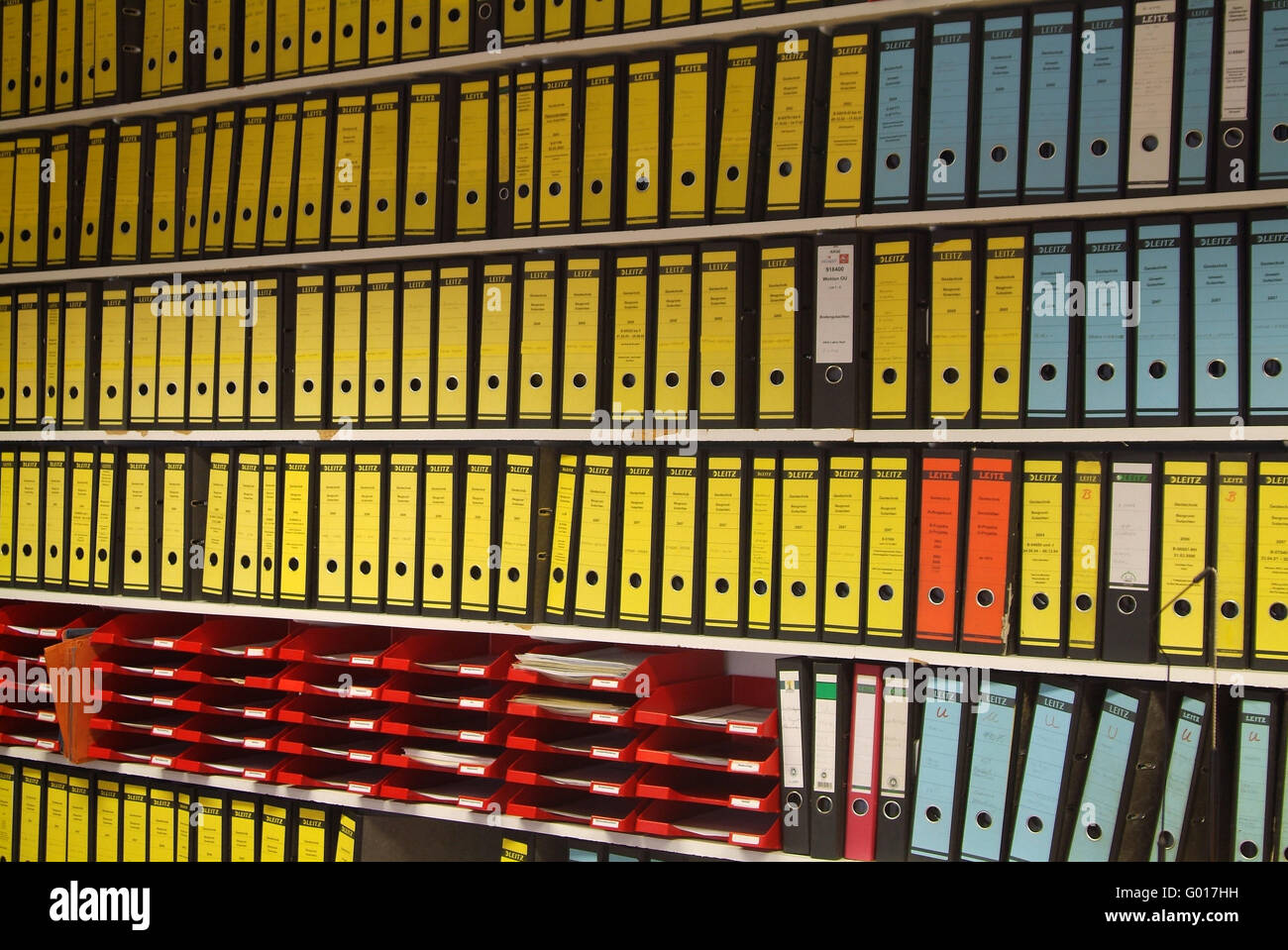 Akten regal hi-res stock photography and images - Alamy