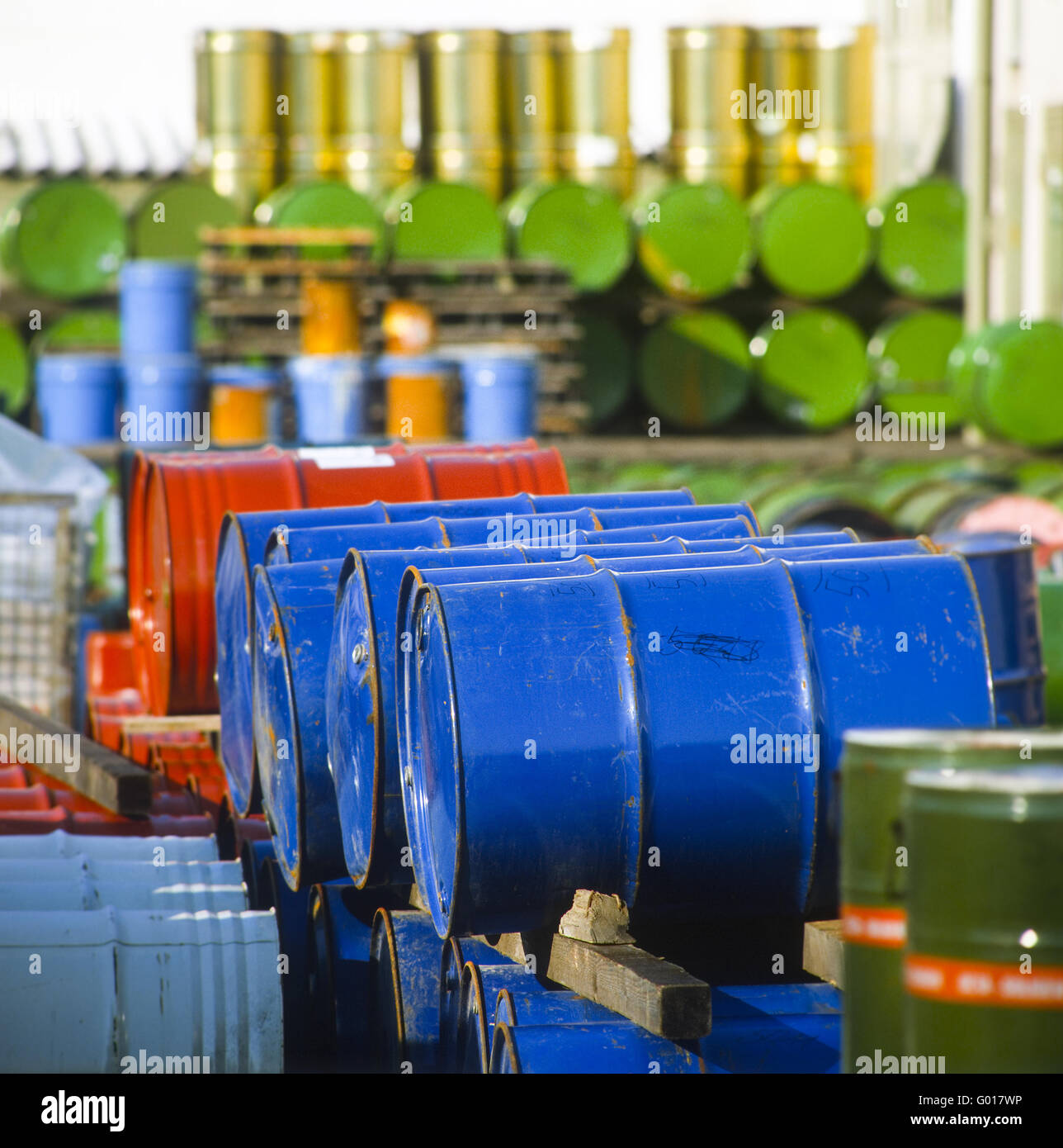 Barrels oil hi-res stock photography and images - Alamy