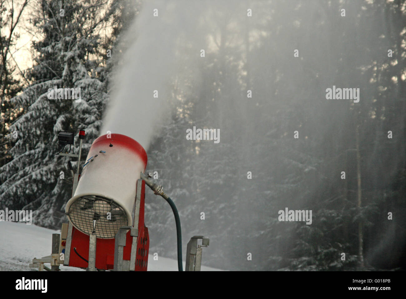 Climate change ski hi-res stock photography and images - Alamy