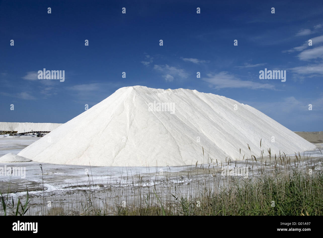 Salzgewinnung hi-res stock photography and images - Alamy