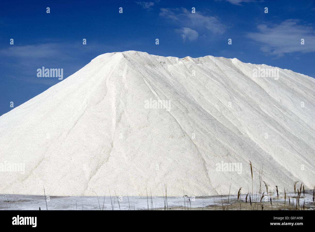 Saline de giraud hi-res stock photography and images - Alamy