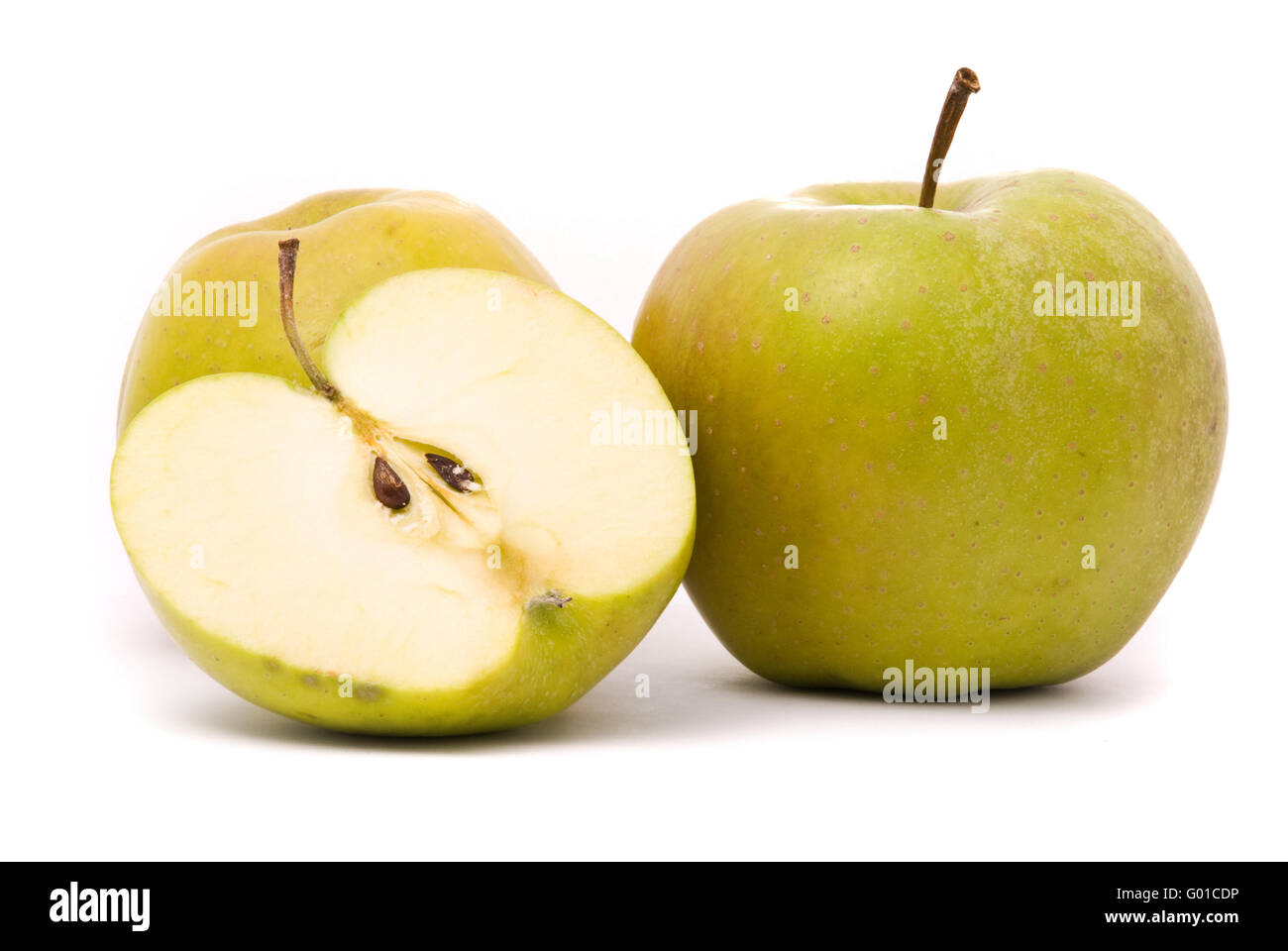 Green ripe apple isolated on white background Stock Photo - Alamy