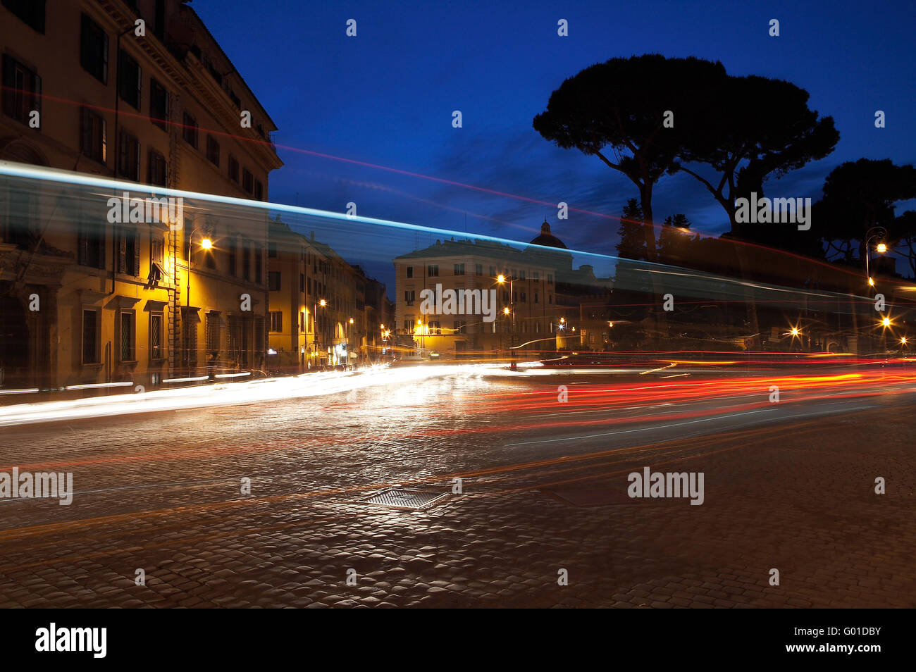 Nightscene in Rome. Slow exposure of traffic at night Stock Photo - Alamy