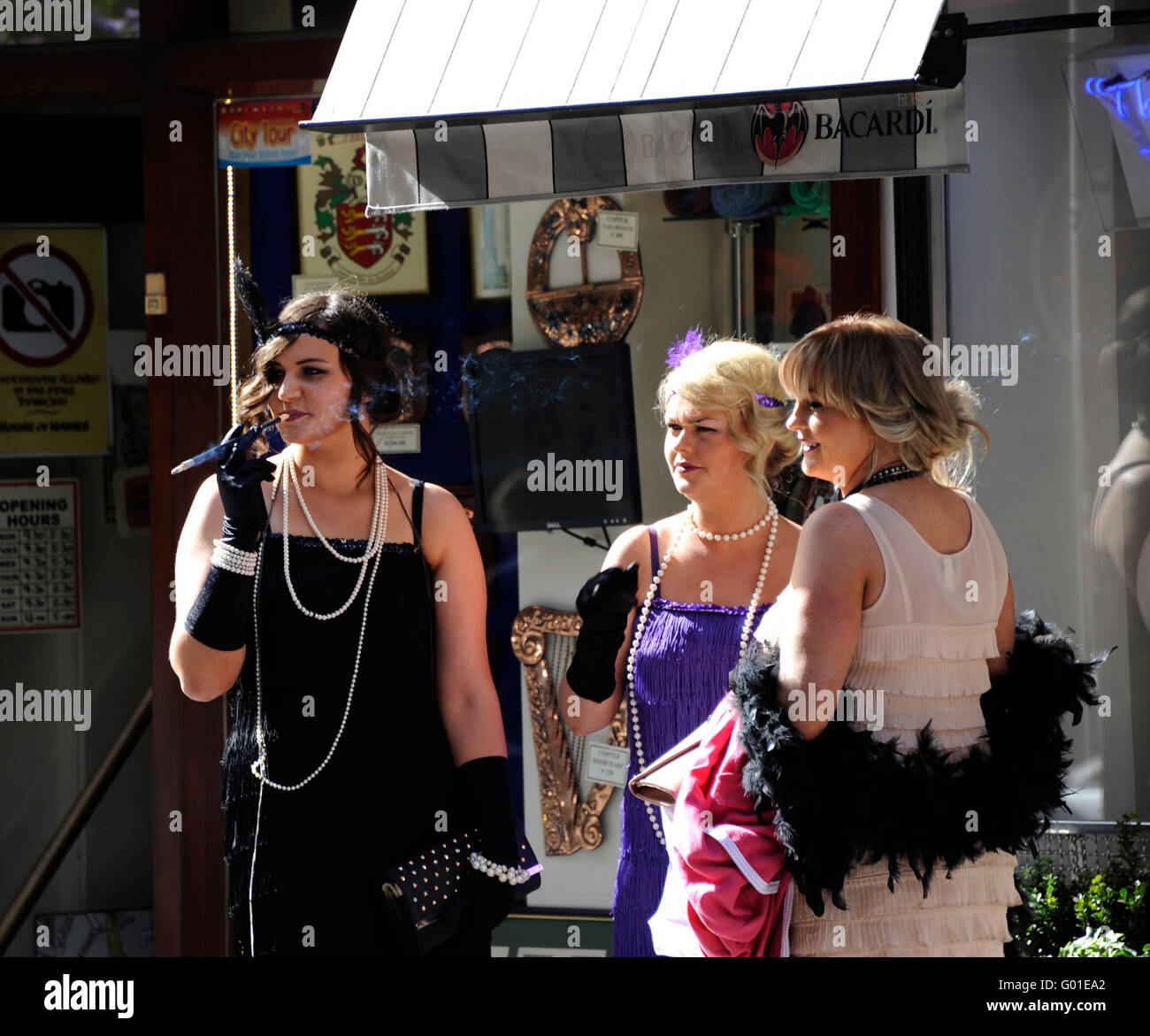 Cafe bar 1930 hi-res stock photography and images - Alamy