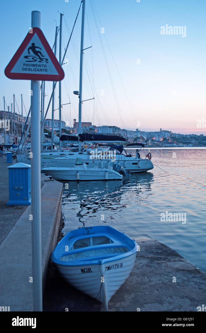Warning sign of slippery ground hi-res stock photography and images - Alamy