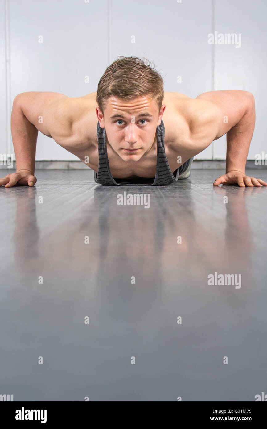 Push push ups hi-res stock photography and images - Alamy