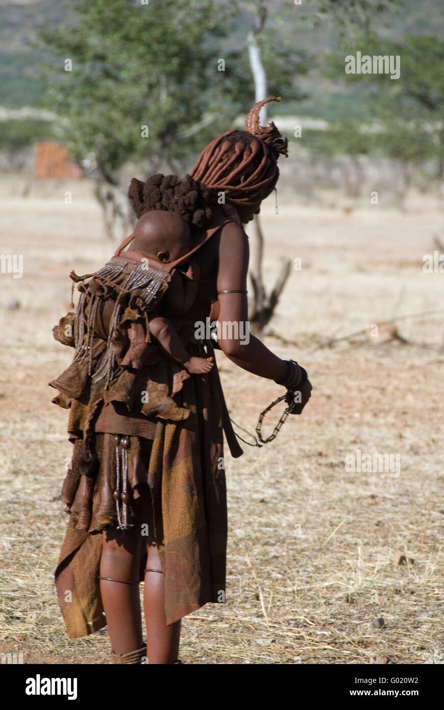 Himba frau namibia afrika hi-res stock photography and images - Alamy