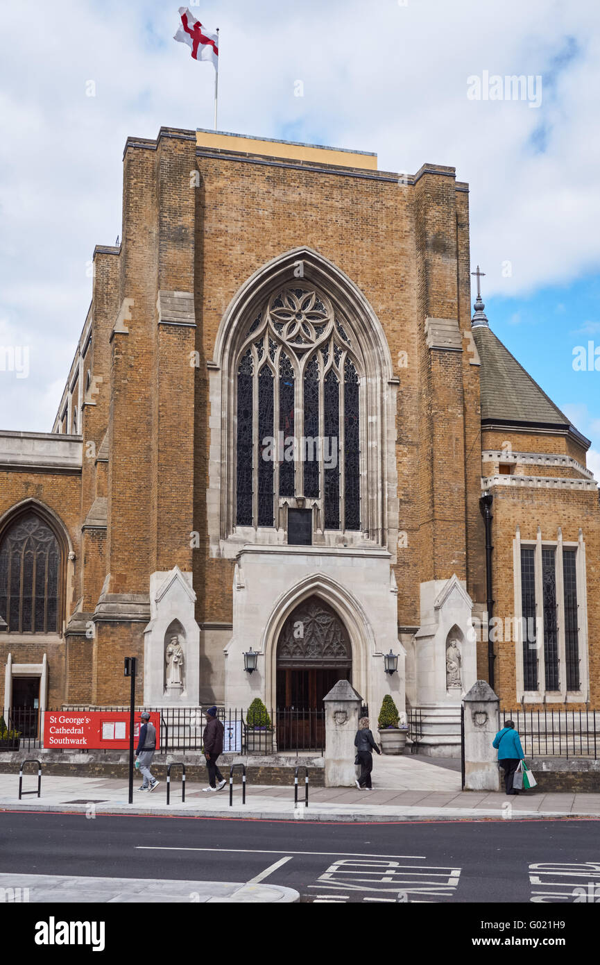 St georges cathedral london hi-res stock photography and images - Alamy