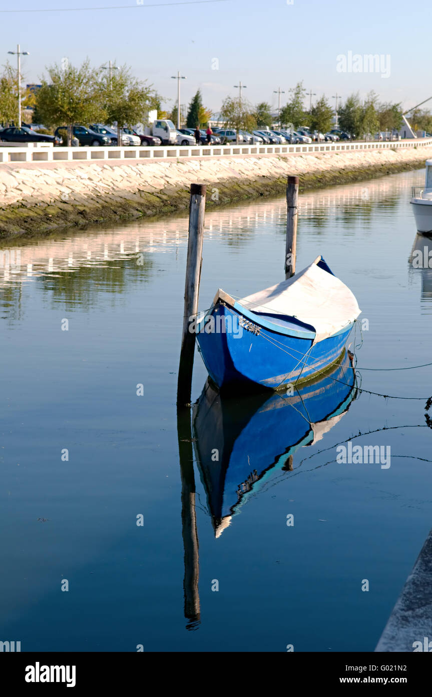 Little raft pond hi-res stock photography and images - Alamy