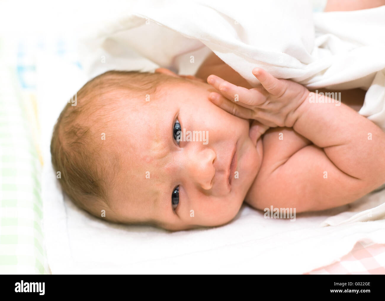 Newborn baby hospital unhappy hi-res stock photography and images - Alamy