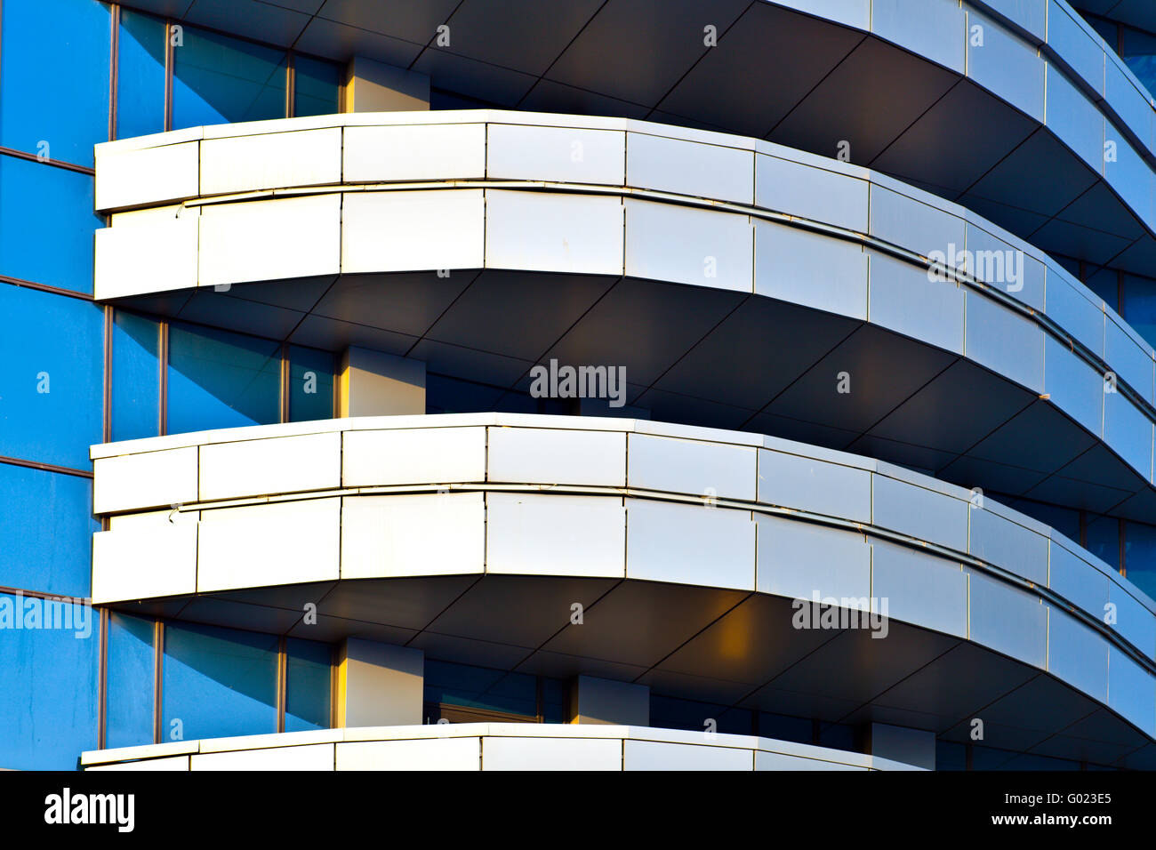Skyscraper balcony hi-res stock photography and images - Alamy